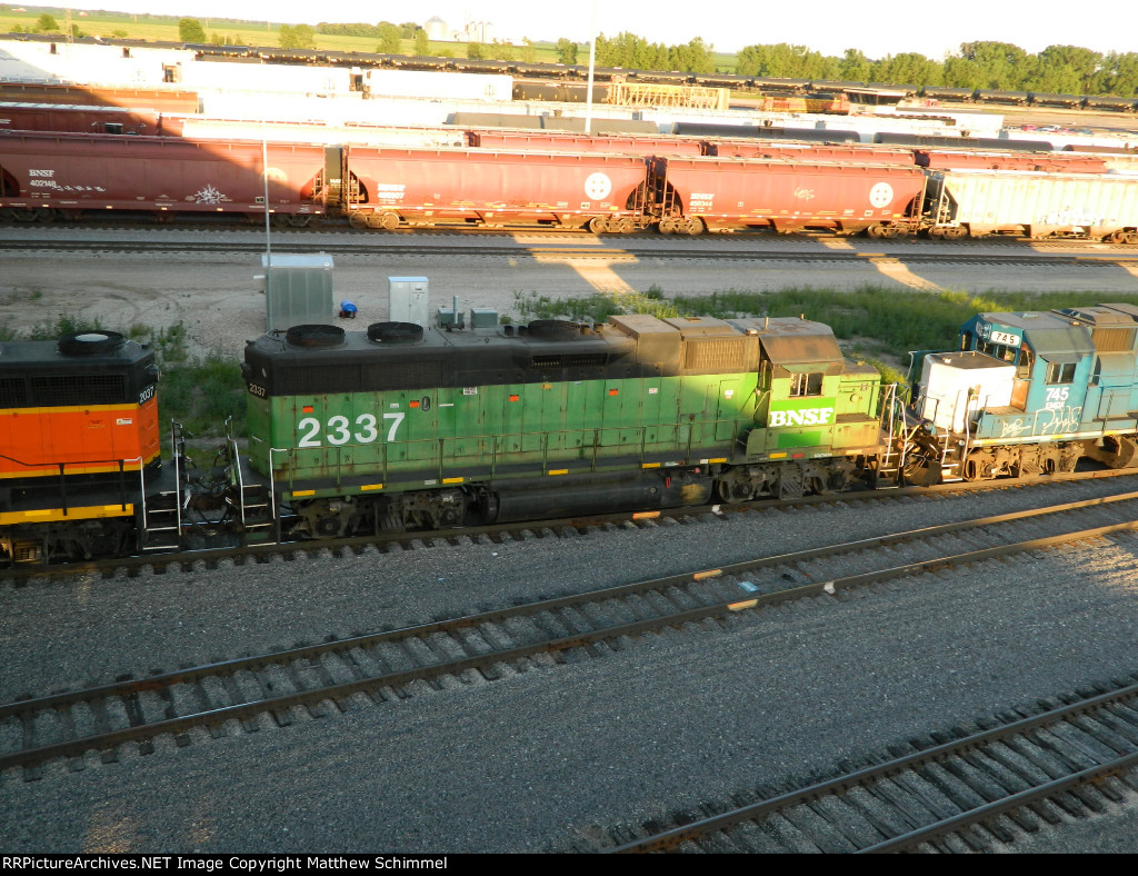 BNSF 2337